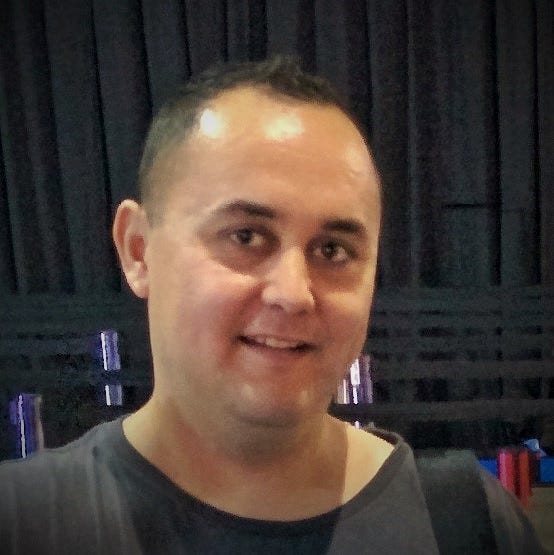 Daniel Greaves – Medium