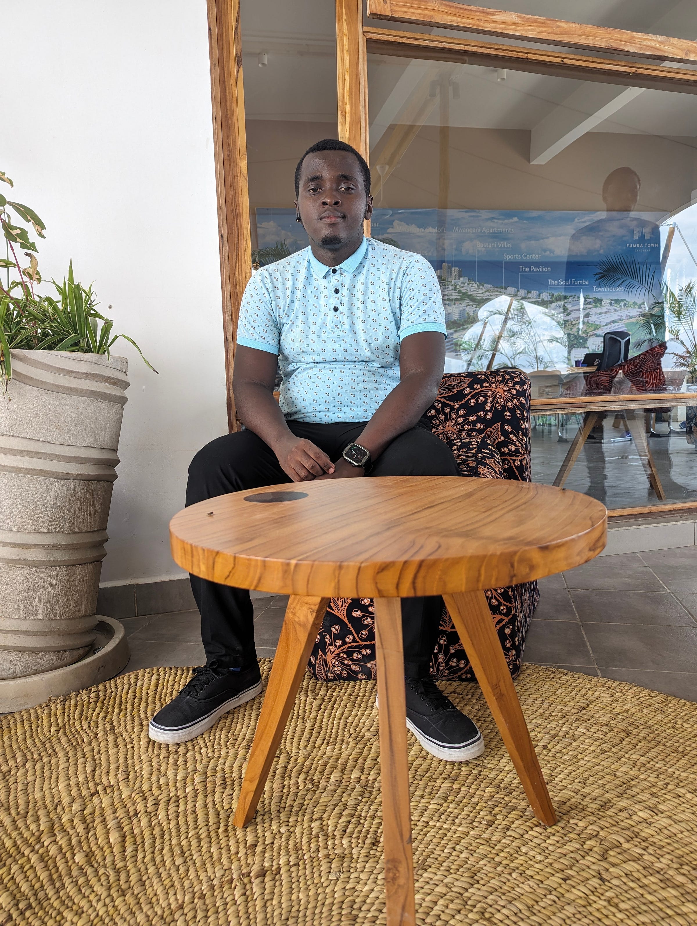 GEORGE MUSHI – Medium