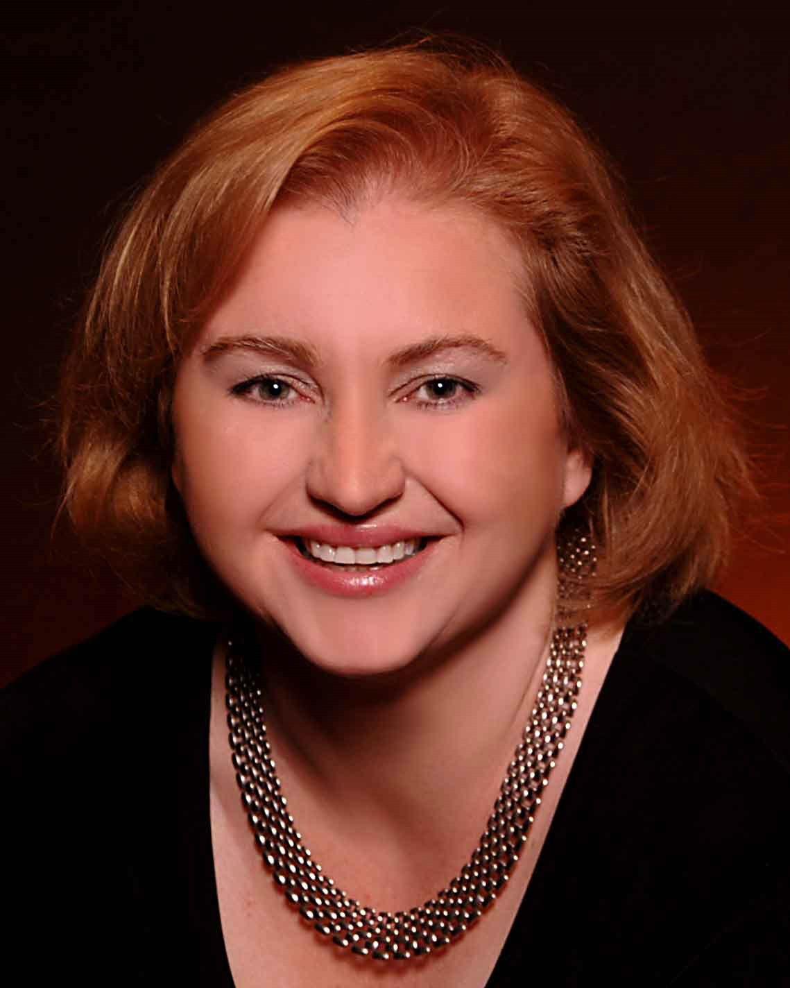 Lydia Swan – Medium