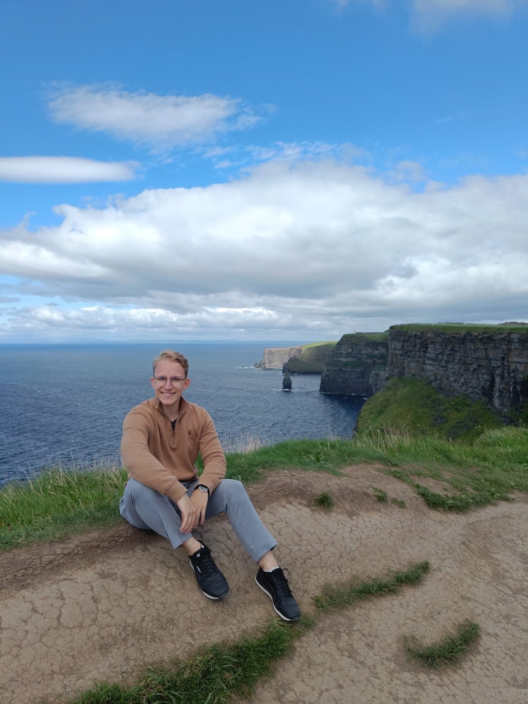 Florian Aust – Medium