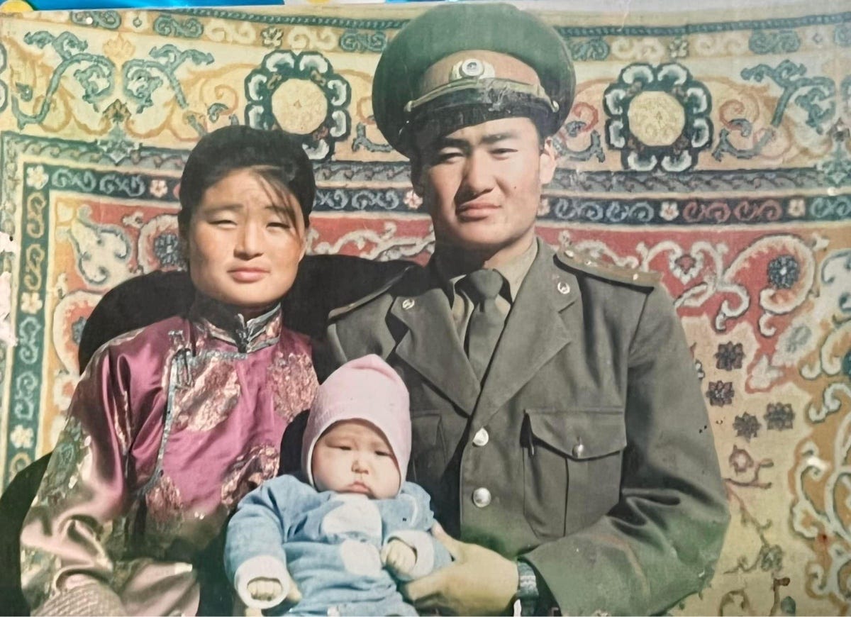 Dambajav munkhbayar – Medium