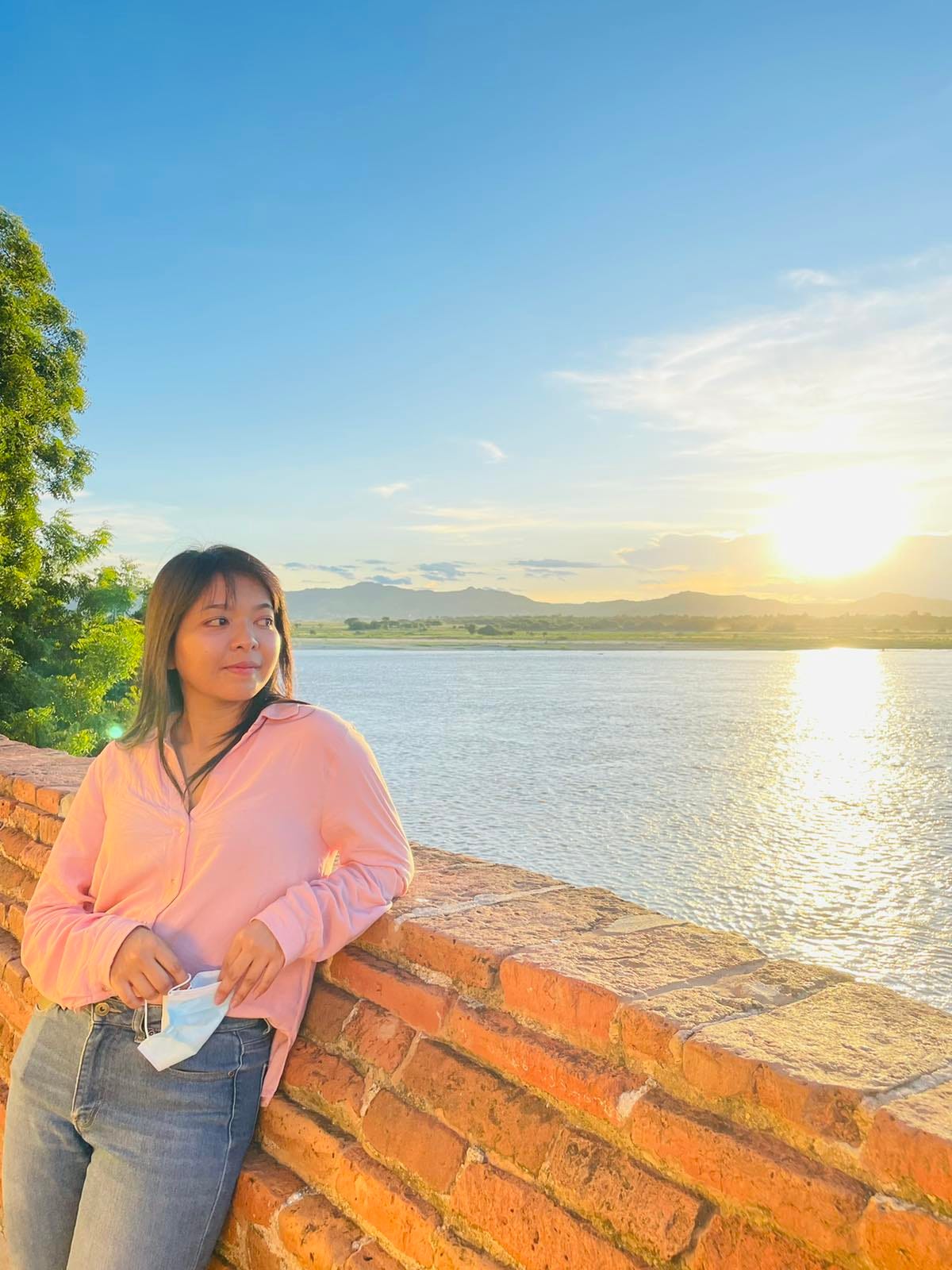 Zin Mar Win – Medium