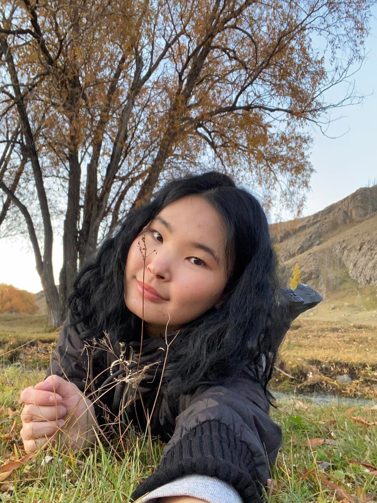 Enkhjin Jargal – Medium