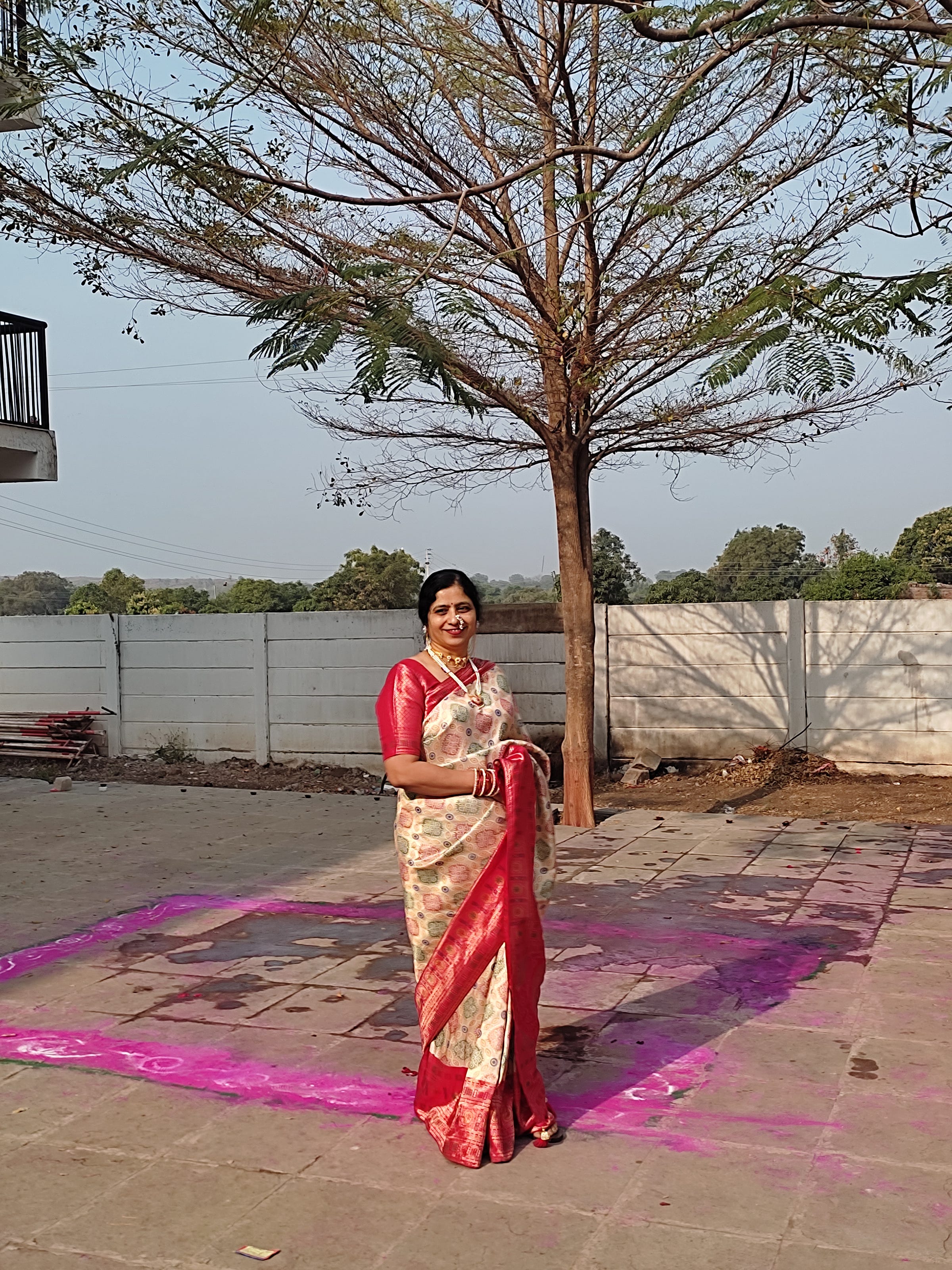 Manjusha Fad – Medium