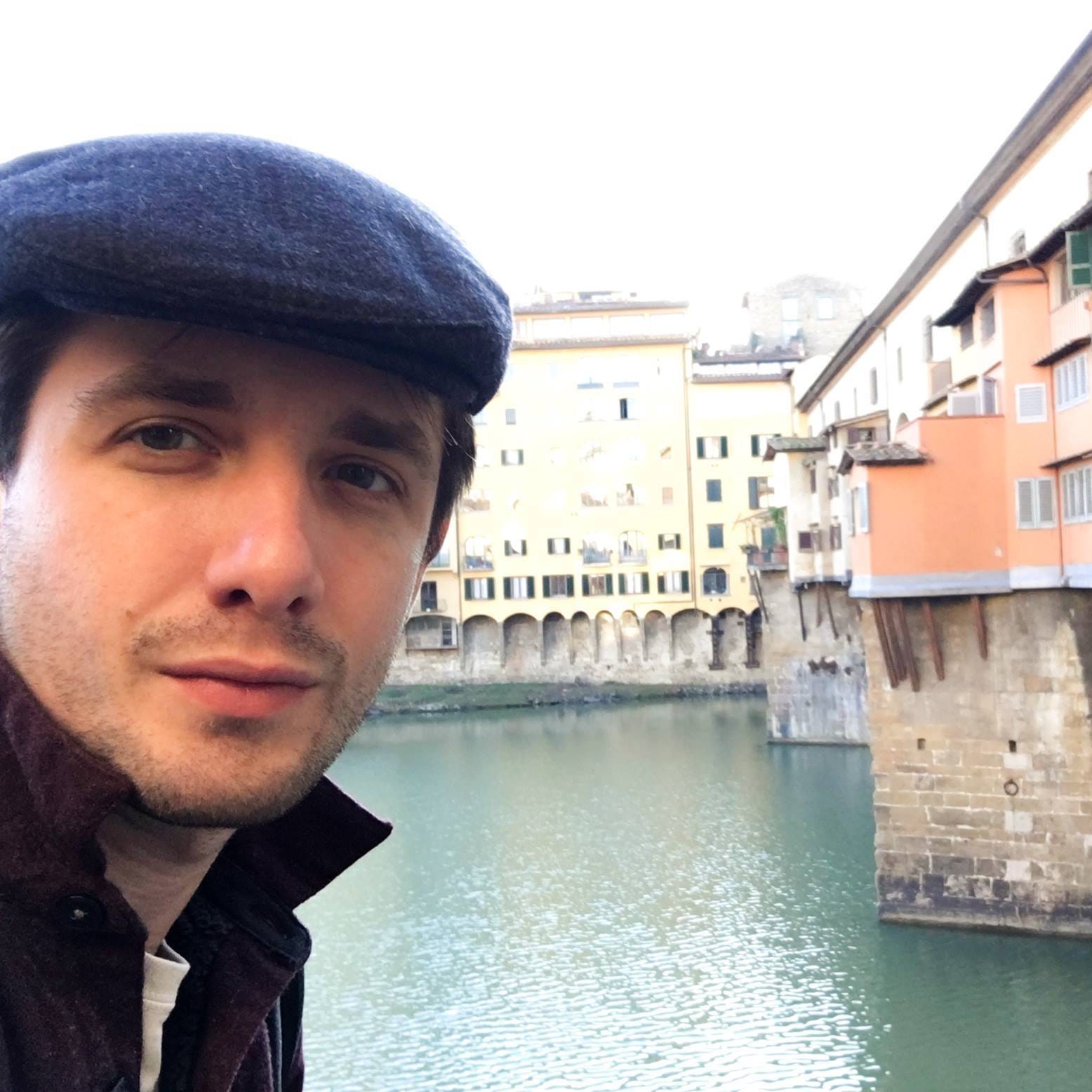 Alex Fritzel – Medium