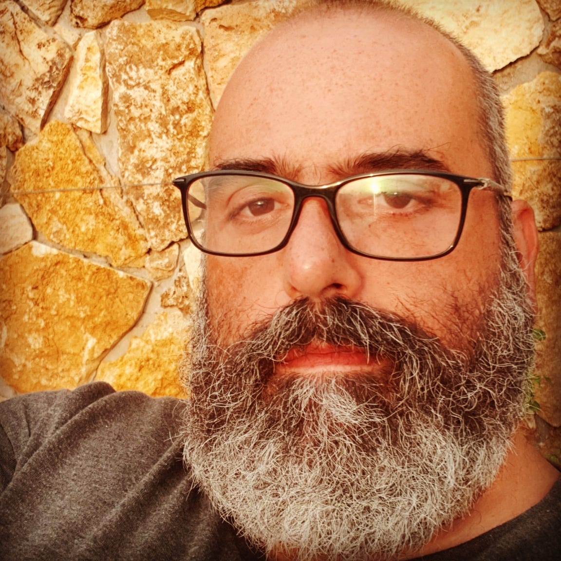 Ricardo "PapaOwl" – Medium