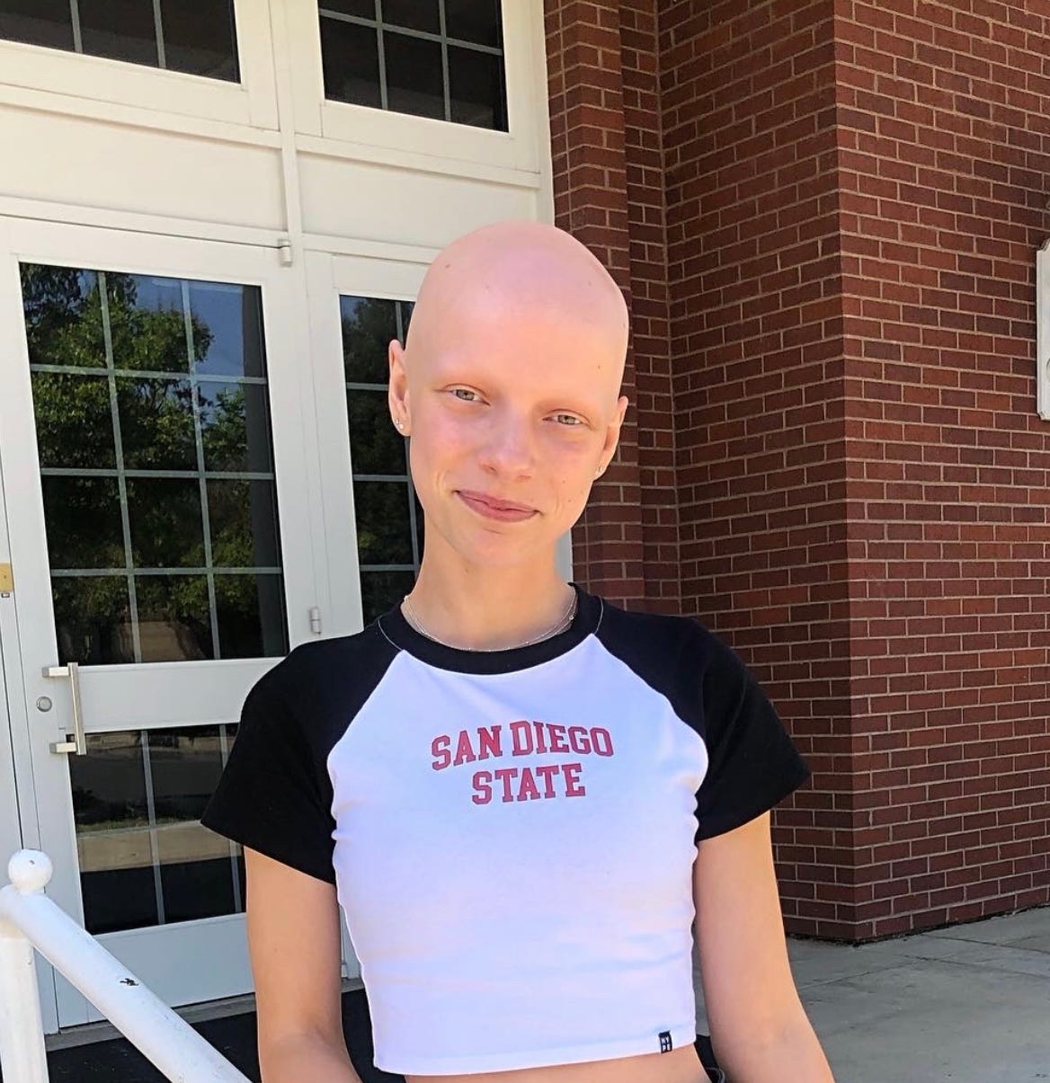 Reagan Verschelde – Medium