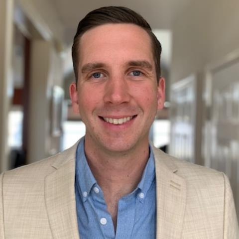 Ryan Mangum – Medium