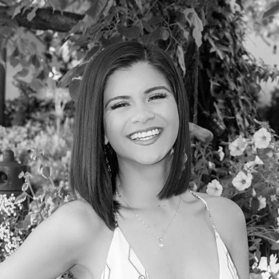 Diana Lee Guzmán – Medium