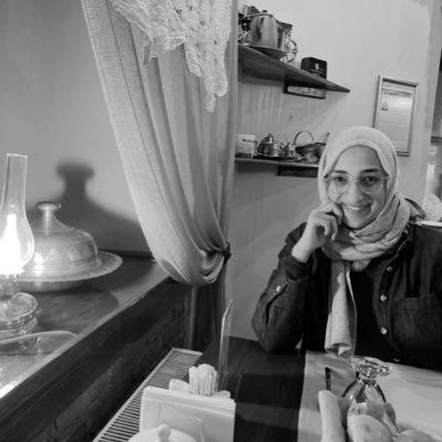 Rabia Molak – Medium