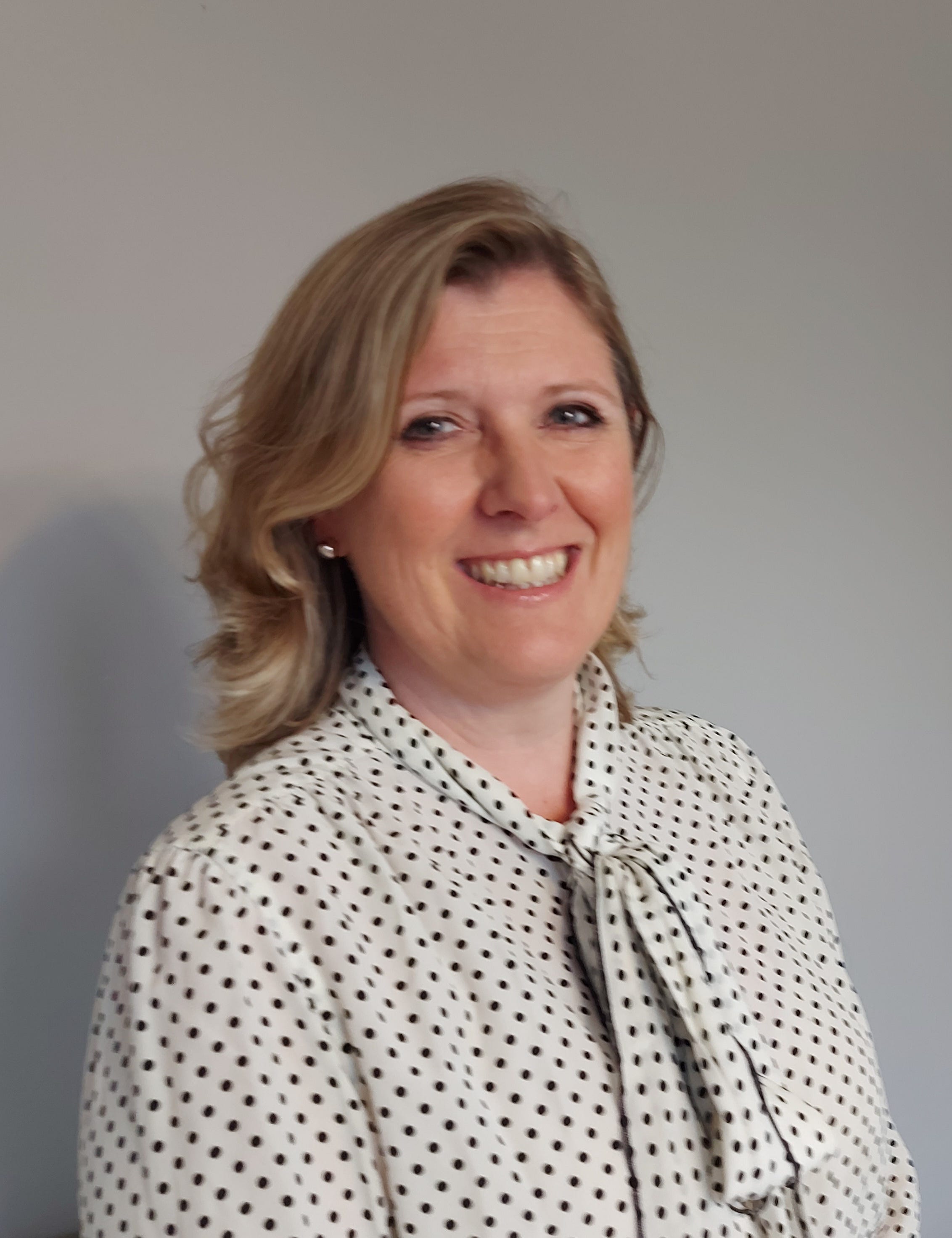 Susan Chynoweth – Medium