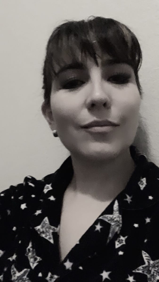 Josely Kladensky – Medium