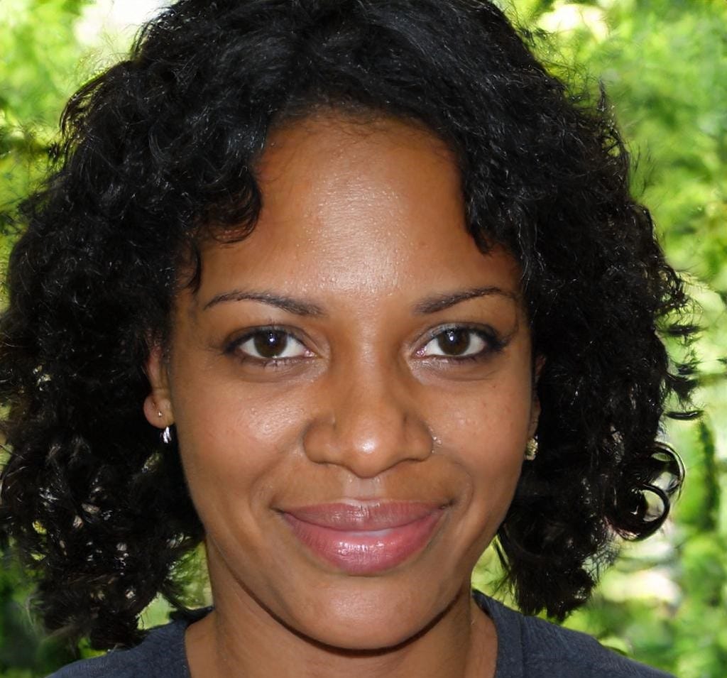 Britta Harwell – Medium