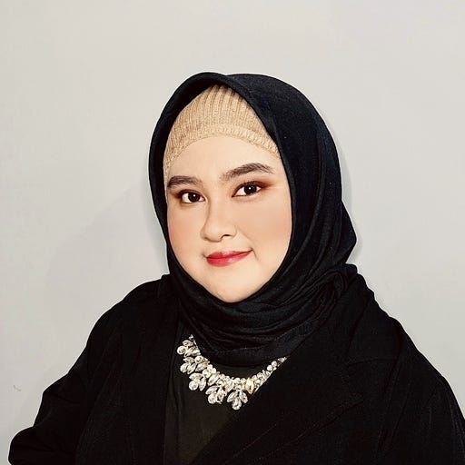 Annisa Sofia – Medium