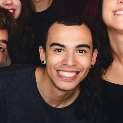 Antonio Castro – Medium
