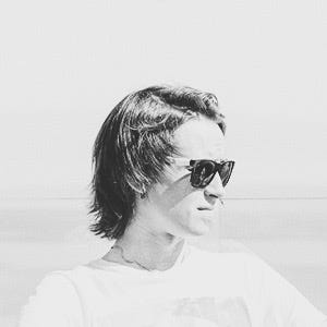 Max Klein – Medium