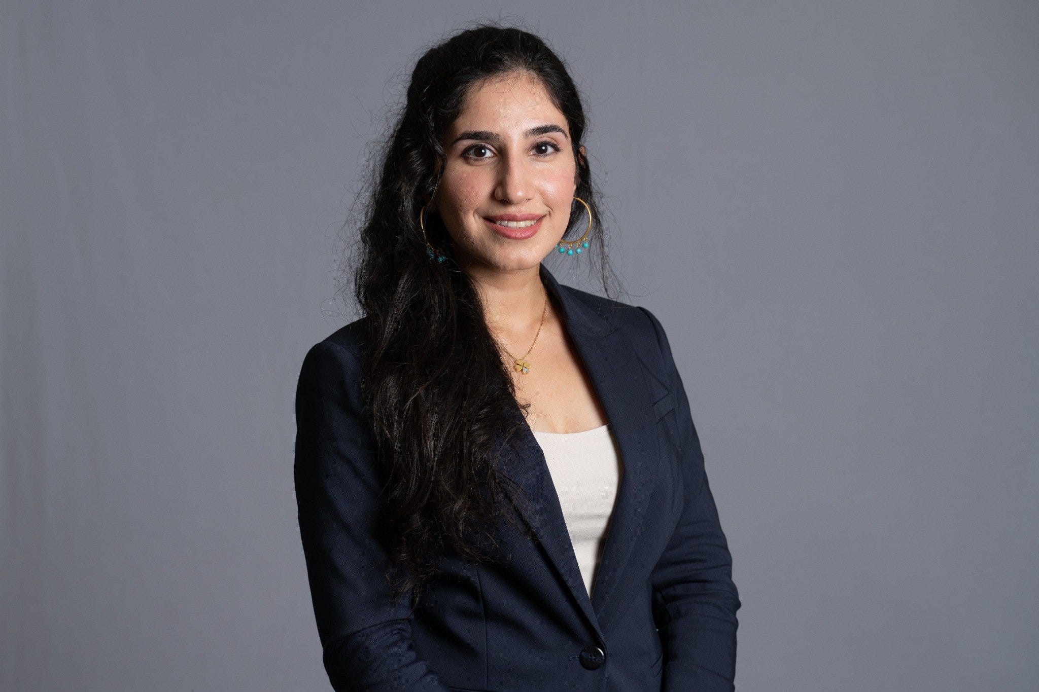 Yasamin Nouri Jelyani – Medium