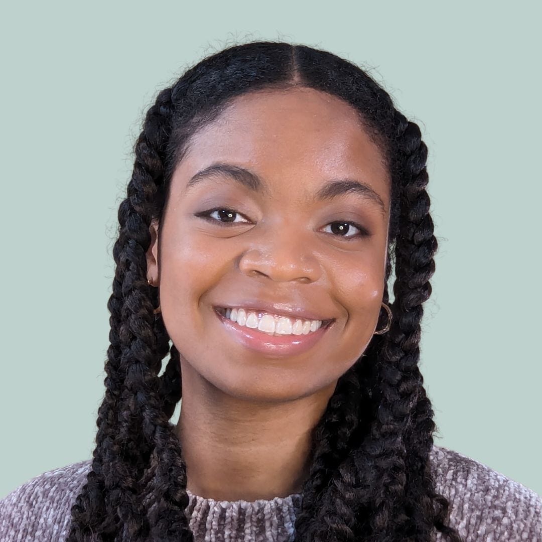 Alexis Renae Medium