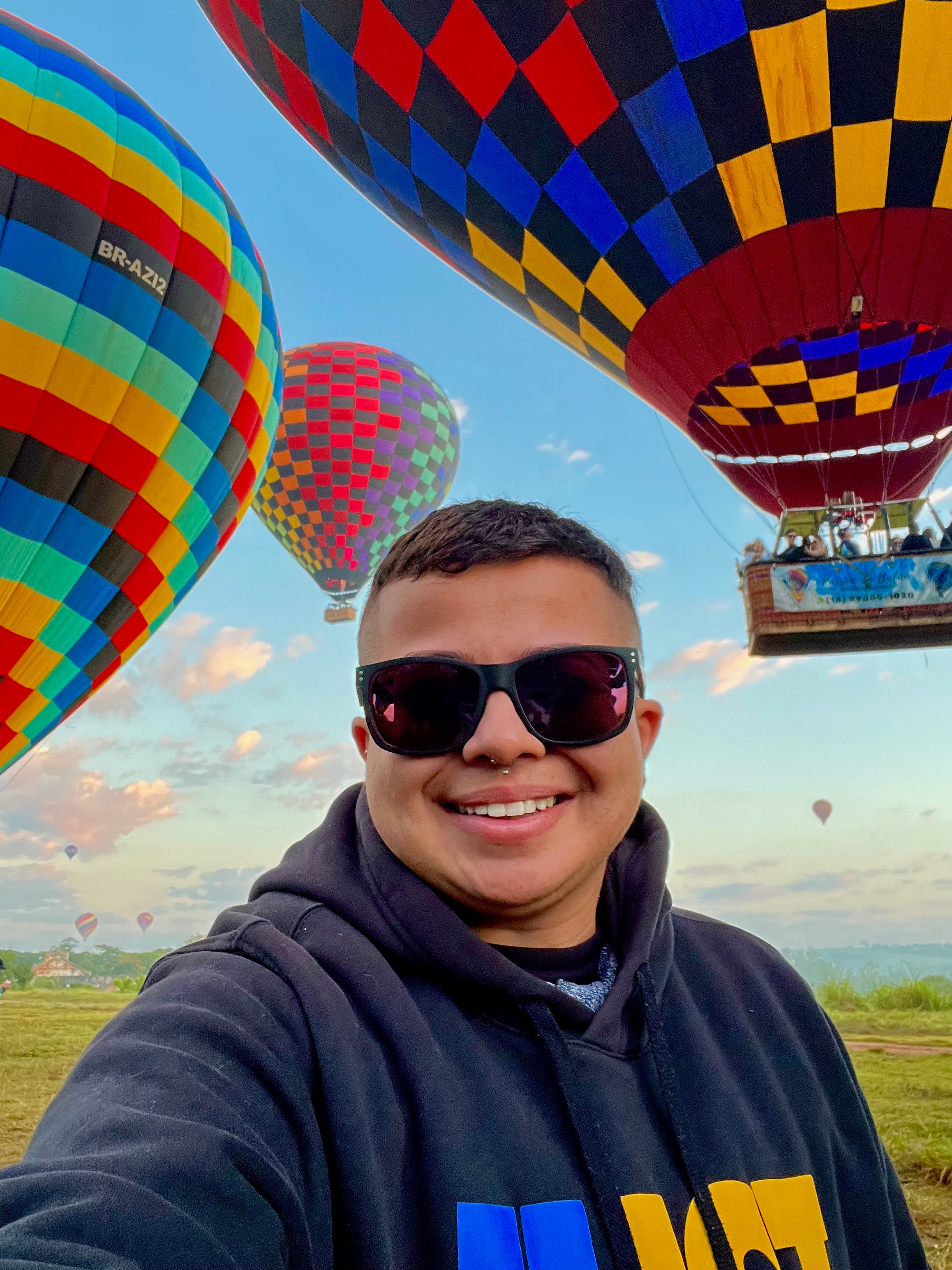 FELIPE MELLO – Medium