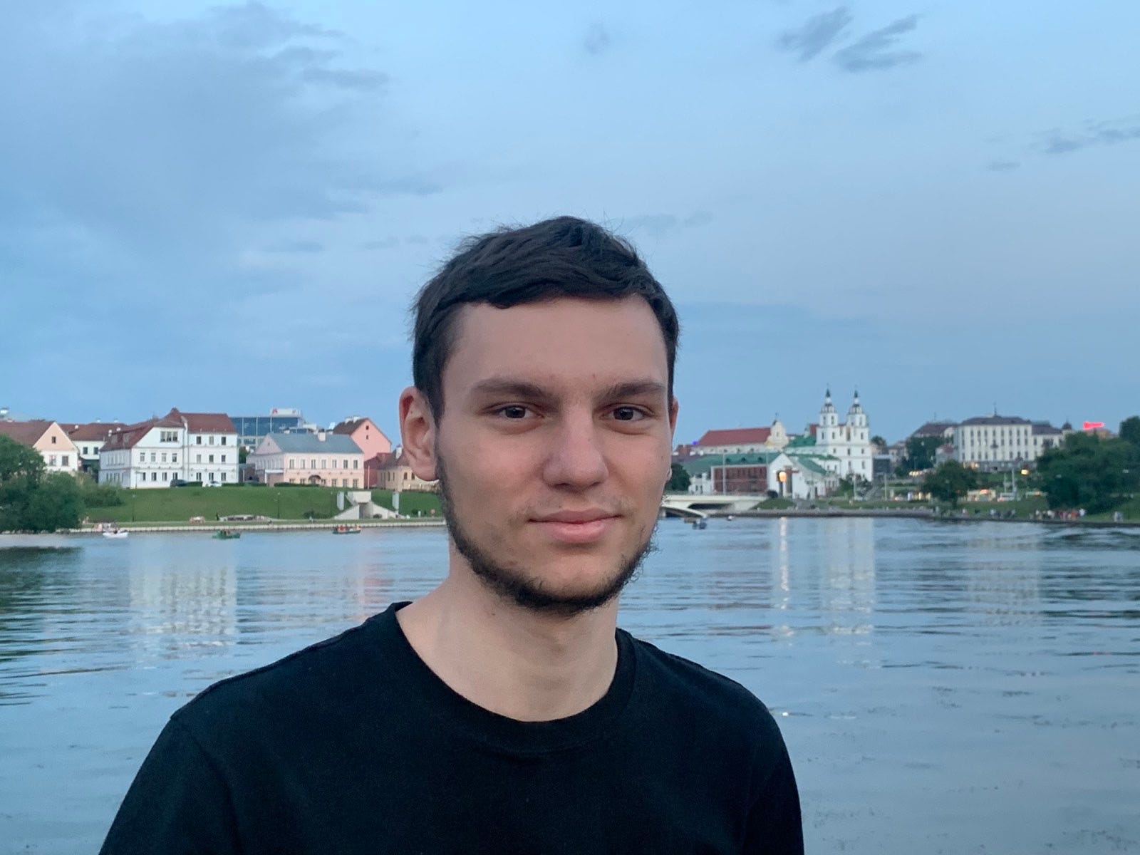 Eldar Iskenderov – Medium