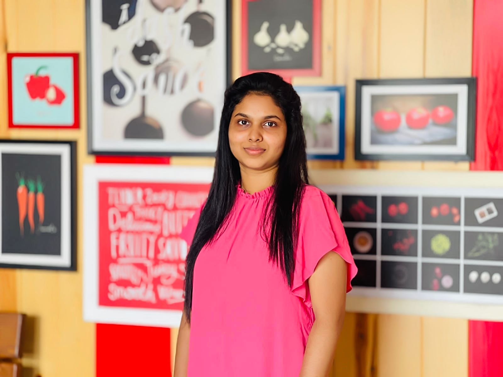 Malshi Kulasinghe Medium