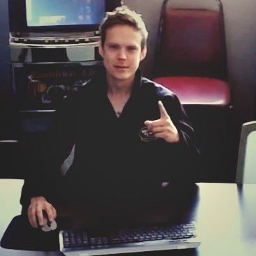 Jason Riek – Medium