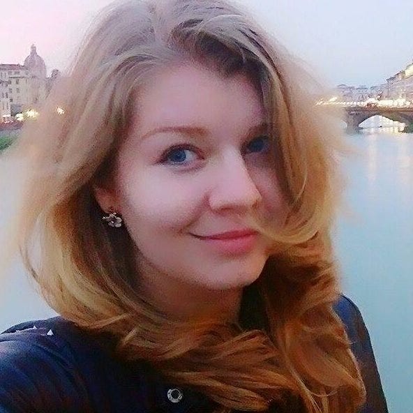 Evgeniya Borissyuk – Medium