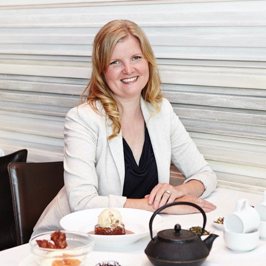 Jennifer Commins – Medium