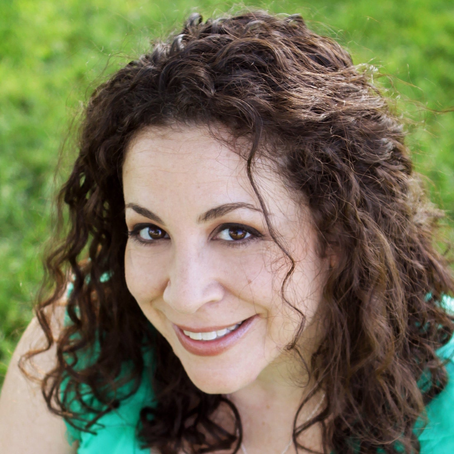 Aleza Freeman – Medium