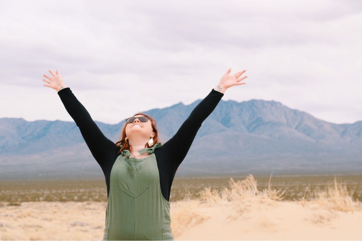 Allie Perry – Medium