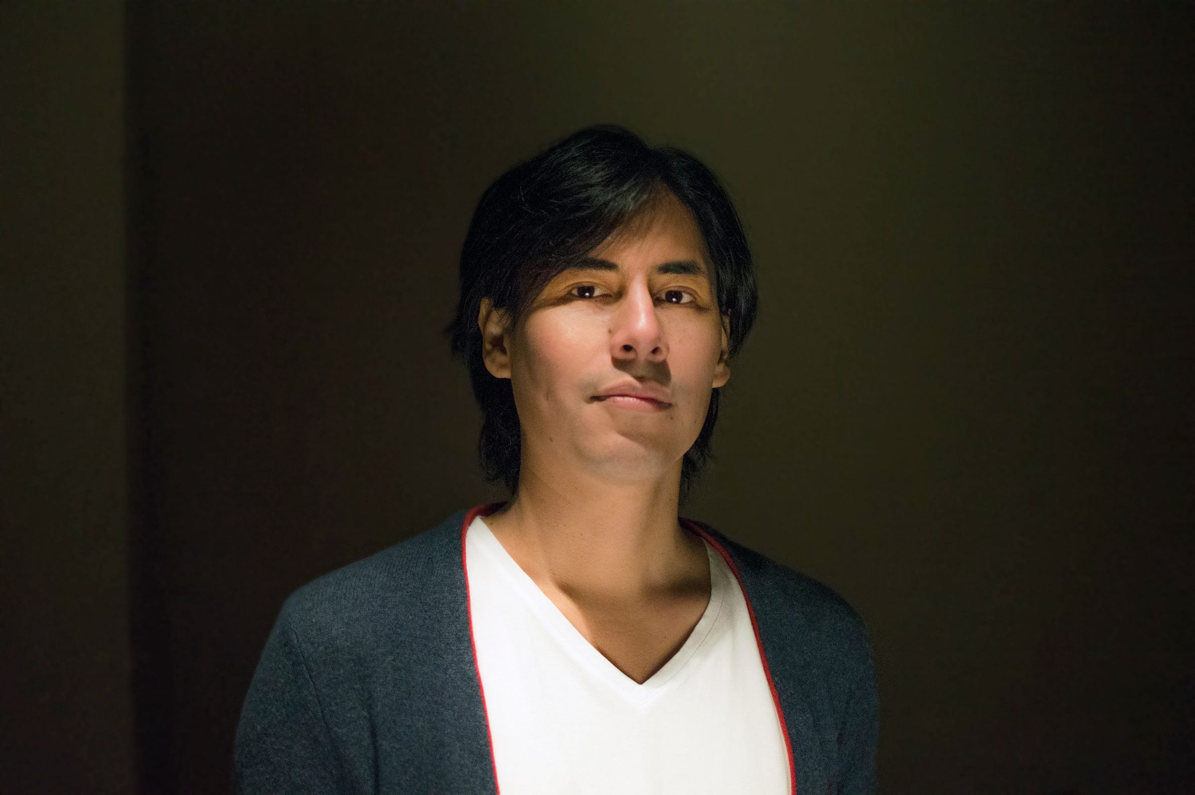 Cristian Reynaga – Medium