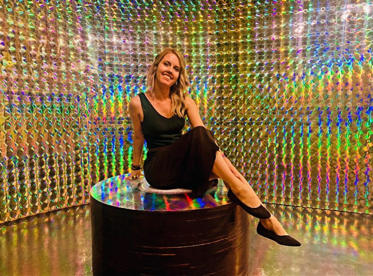 Angela Xavier – Medium