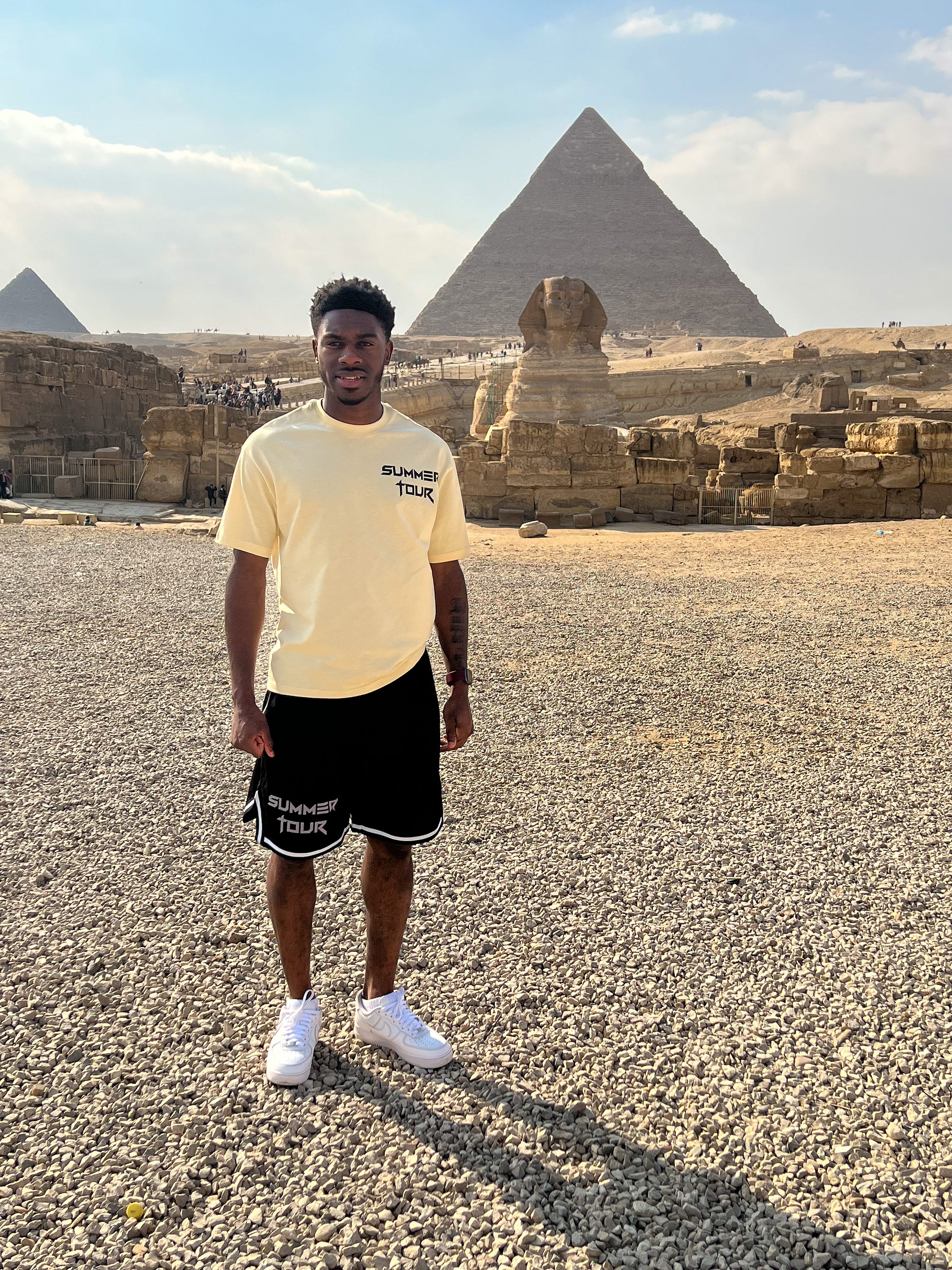 Anthony Ogbanufe – Medium