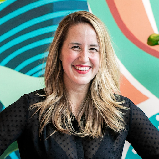 Erinn Farrell – Medium