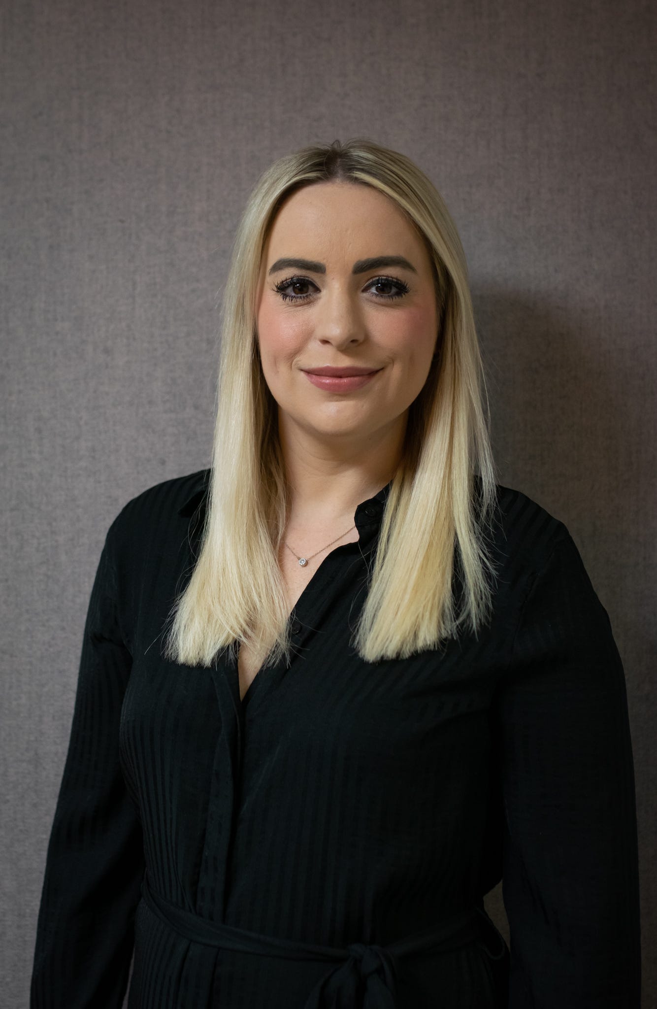 Kimberly Kelly Winberg – Medium