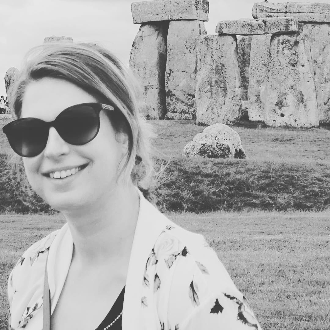 Evi – Medium
