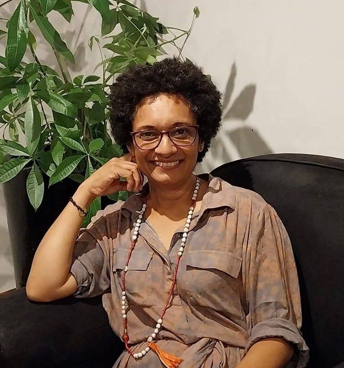 Nathalie Philogène – Medium