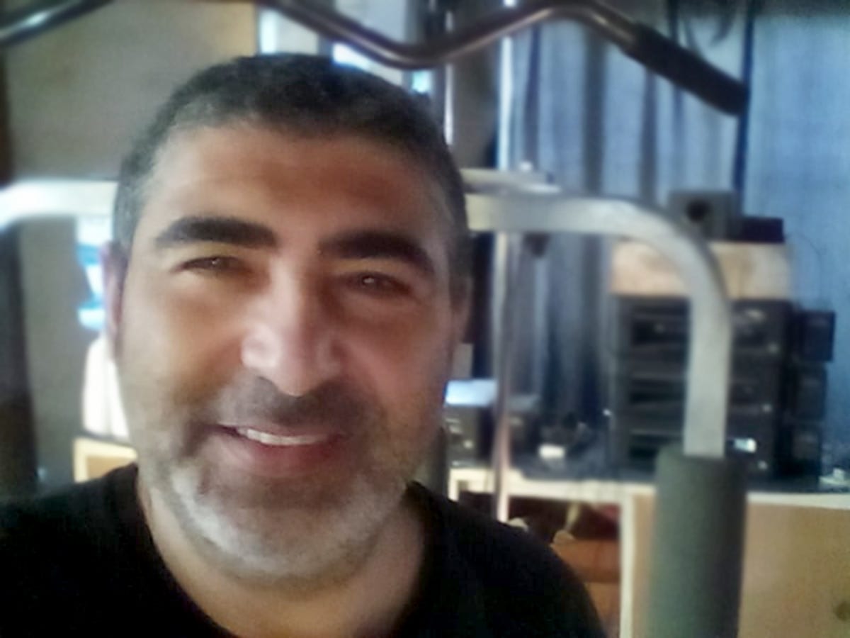 Héctor Adolfo Palavecino – Medium