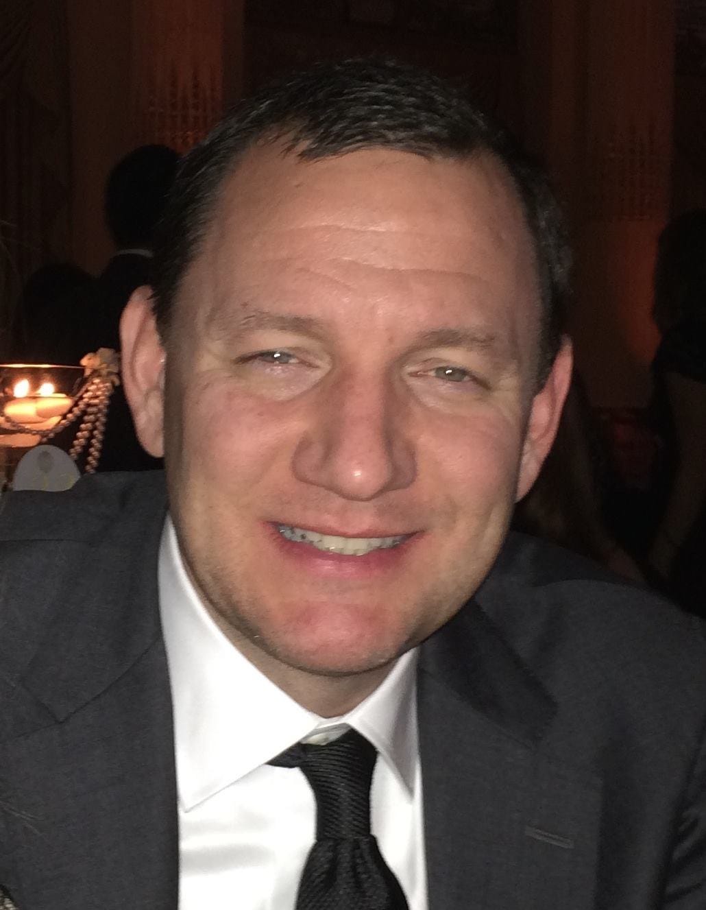 Aaron Bludworth – Medium