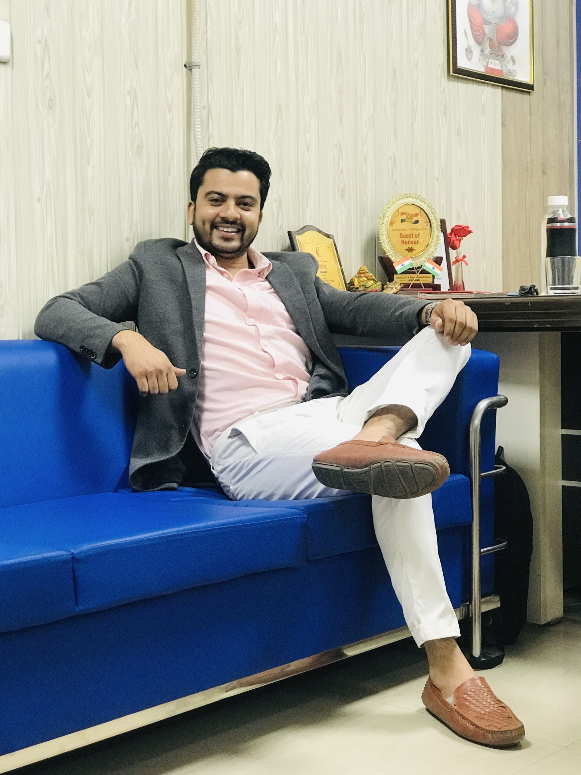 Mr. Dinesh Thakur – Medium