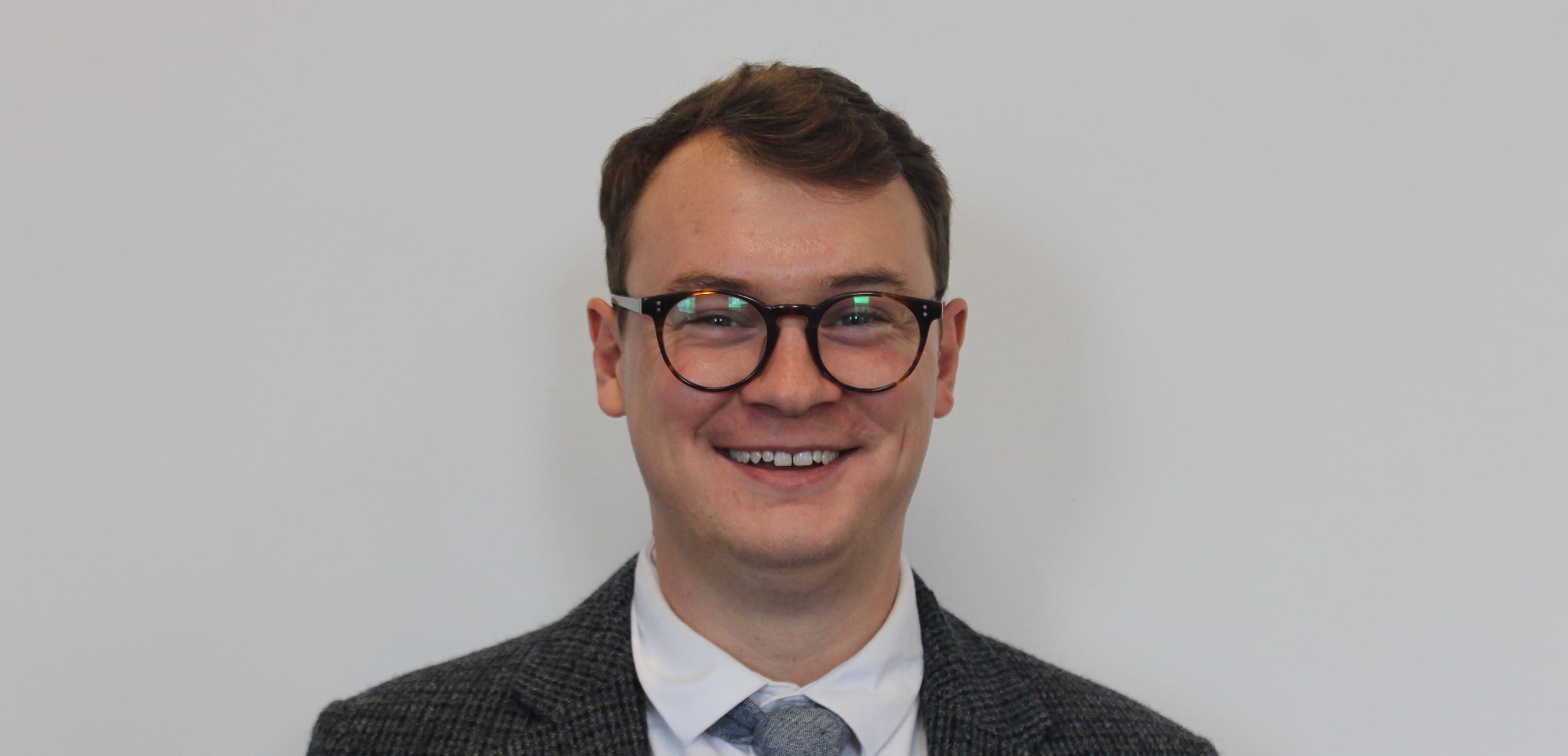 Rhys Taylor – Medium