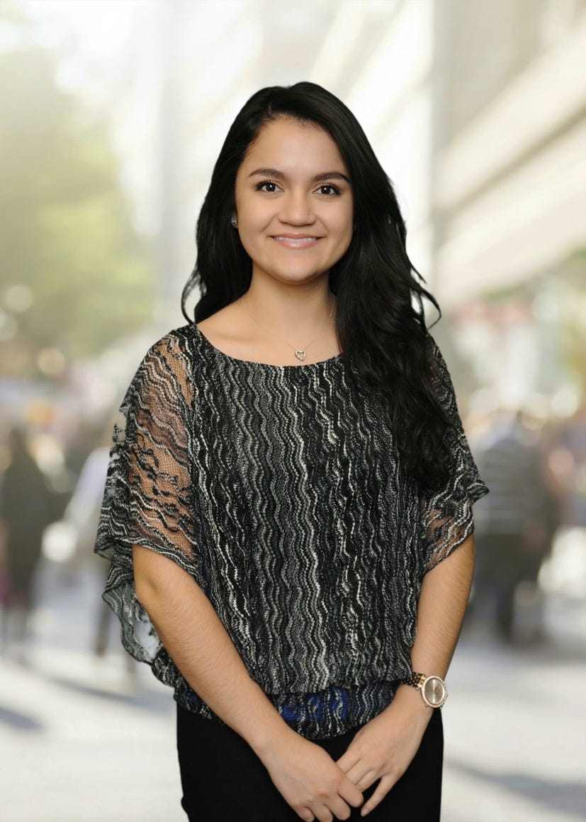 STEFANI ZAMORA – Medium