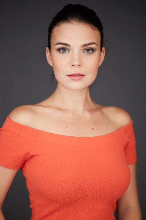 Kristina Pakhomova – Medium