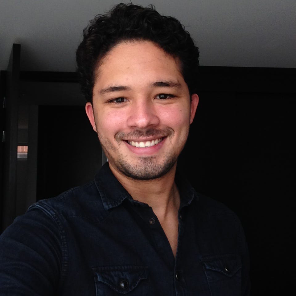 Luis Alvarez – Medium