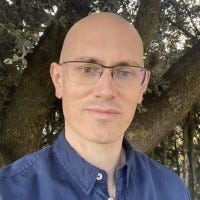 Jose Luis Rodriguez – Medium