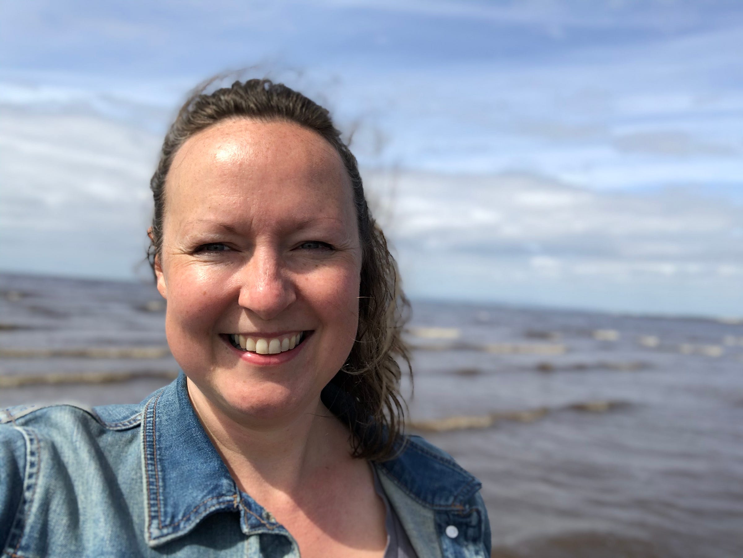 Charis Scott – Medium