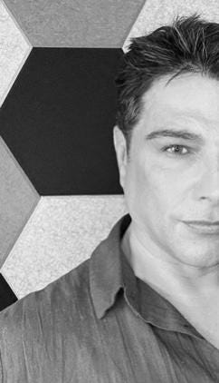 Peter Jonathan Wilcheck – Medium