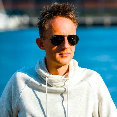 Landon Connor – Medium