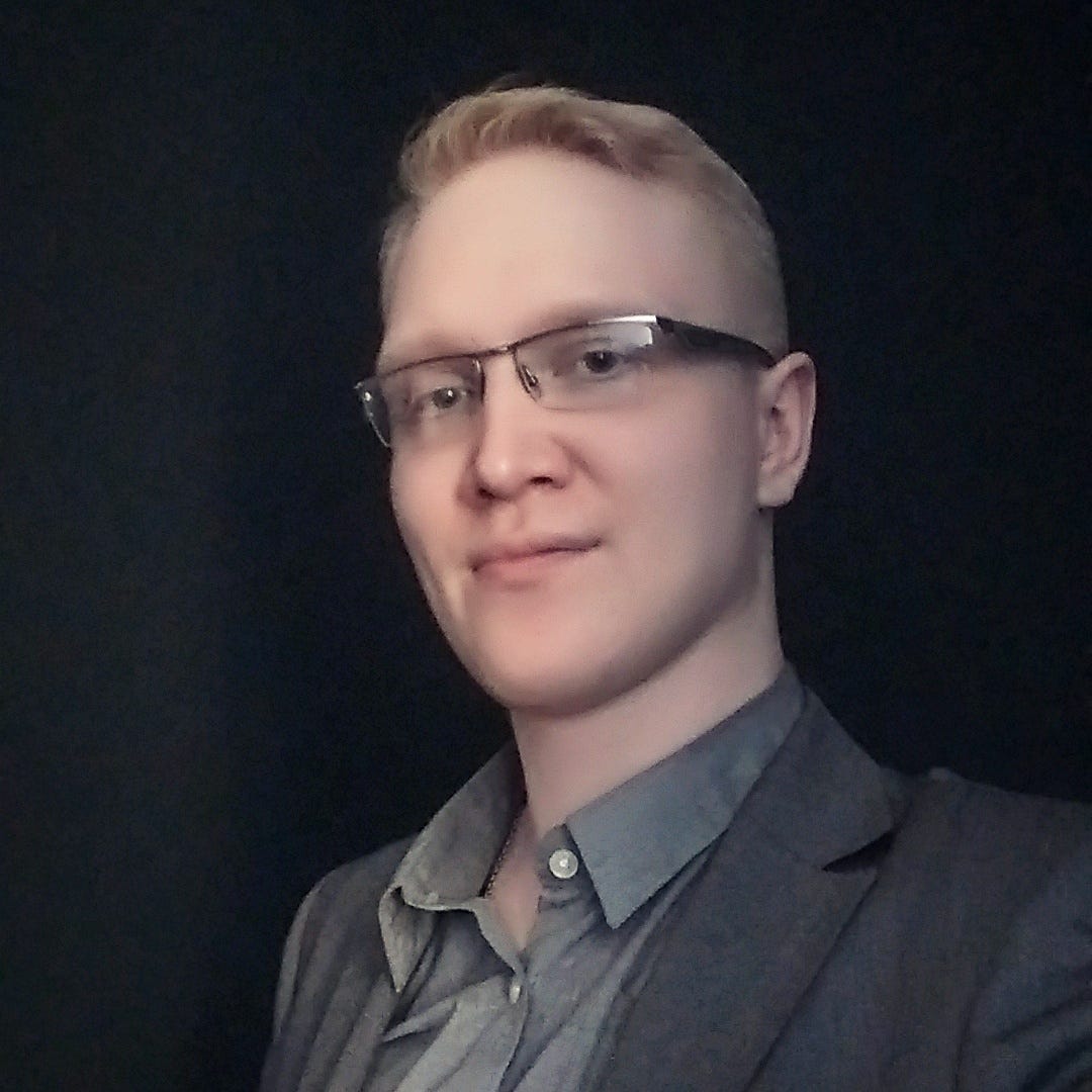 Alexander Navik – Medium