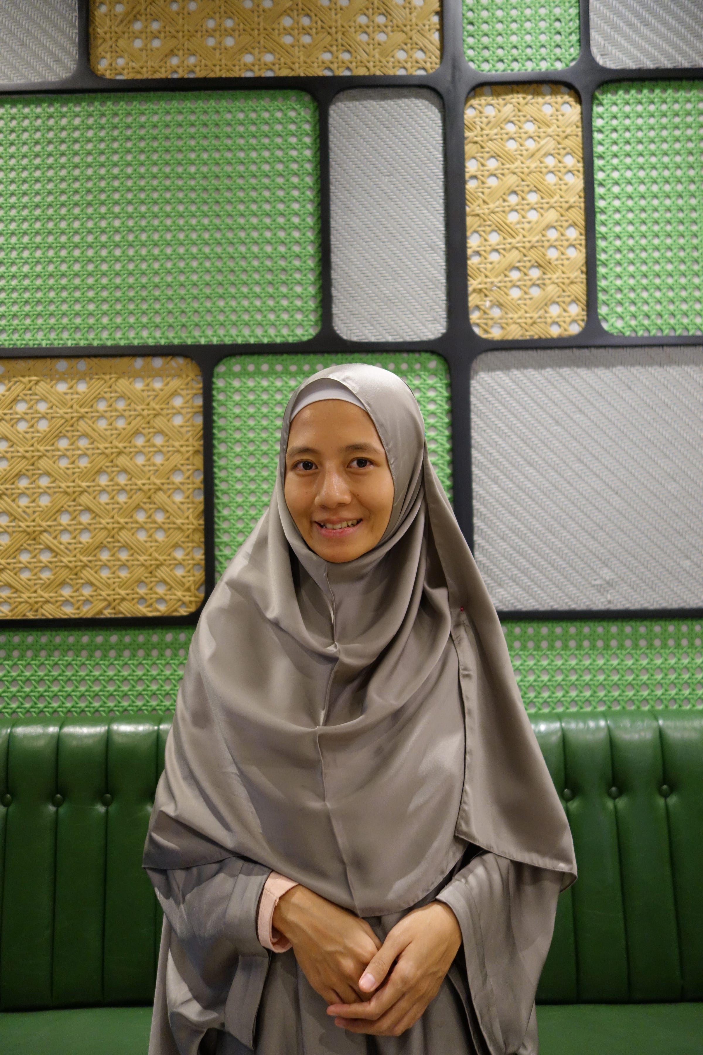 Lulu Asfiyatun – Medium